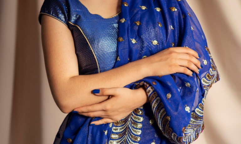 The Sari: A Timeless Tradition of India - The HyperHive