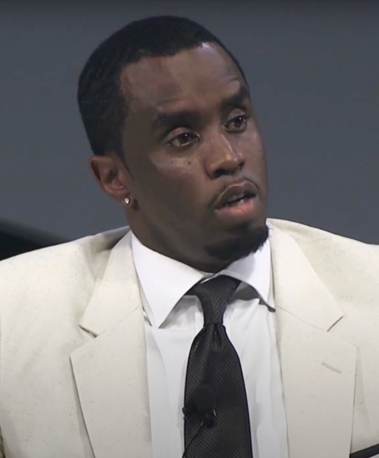 Diddy Gets Standing Ovation in Jail After Acquittal on Major Charges ...