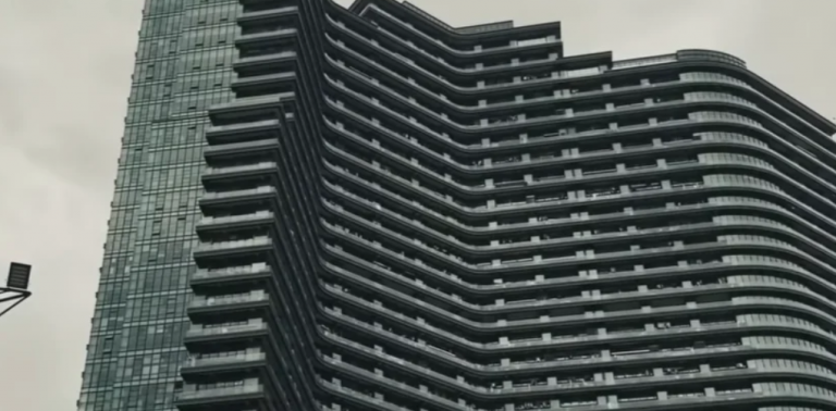 Inside China’s “Vertical Town”: The Insane Apartment Complex - The ...
